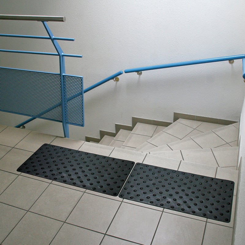 Bande podotactile & Dalle podotactile norme NF P98 351 - 9 produits dès ...